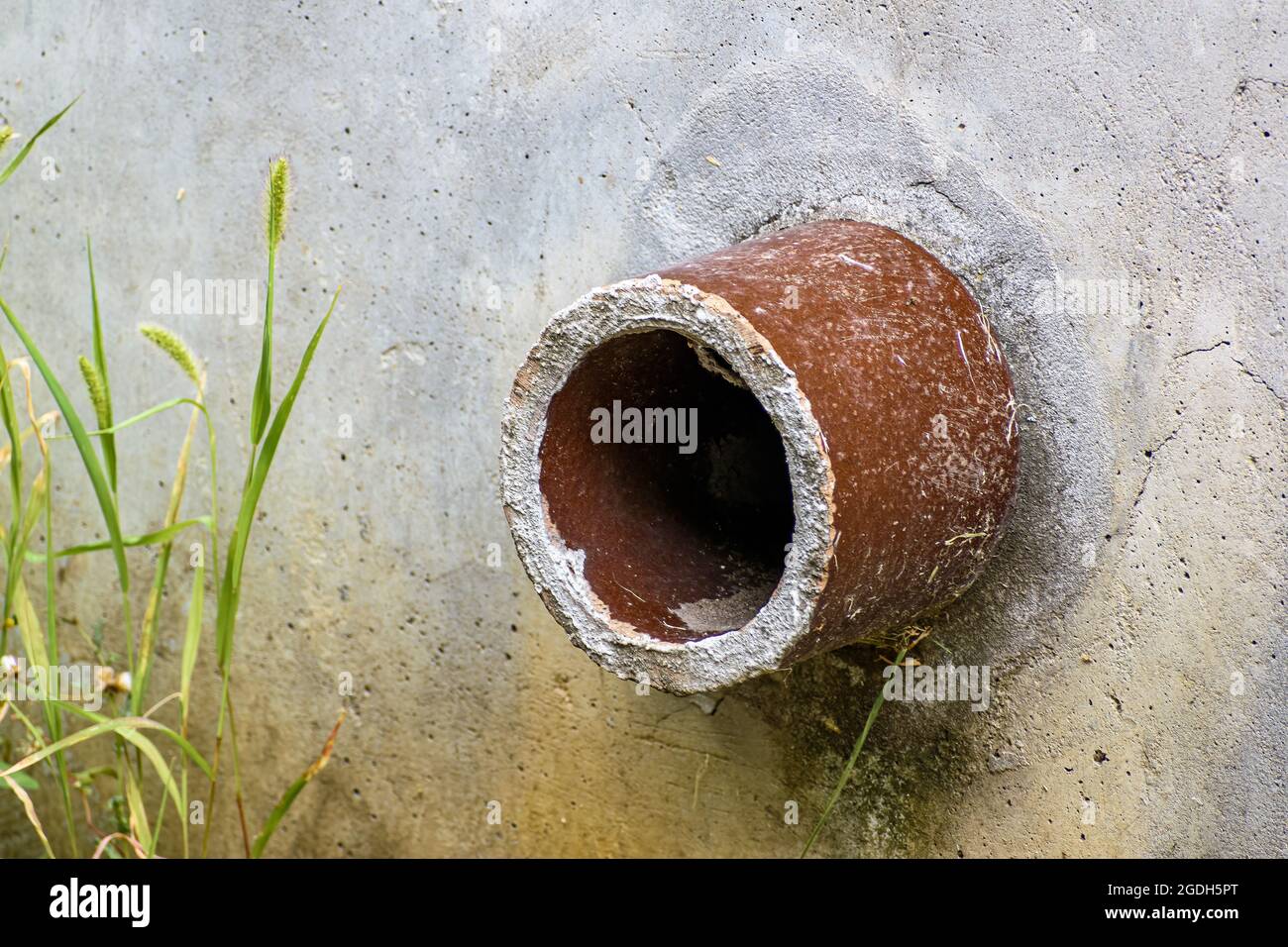Detail water coming out pipe hi-res stock photography and images - Alamy