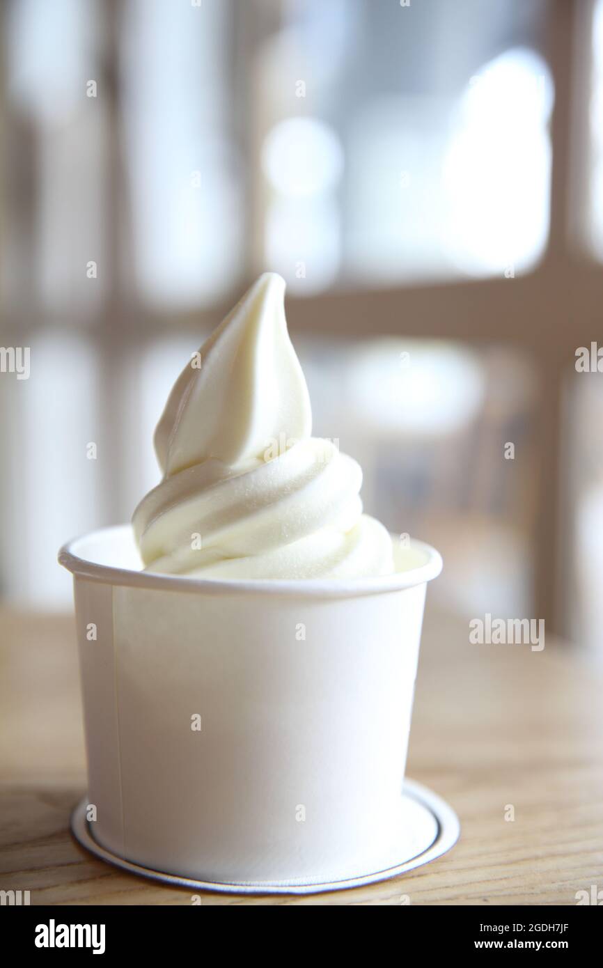 Softcream hi-res stock photography and images - Alamy