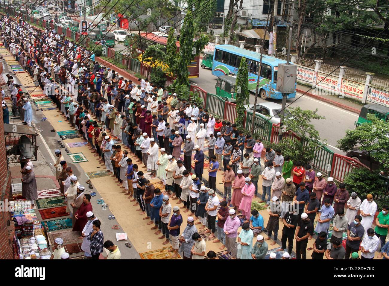 Juma prayers hi-res stock photography and images - Alamy