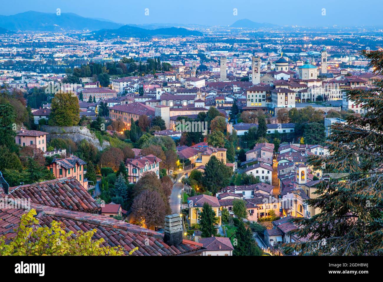 Bergamo center hi-res stock photography and images - Alamy