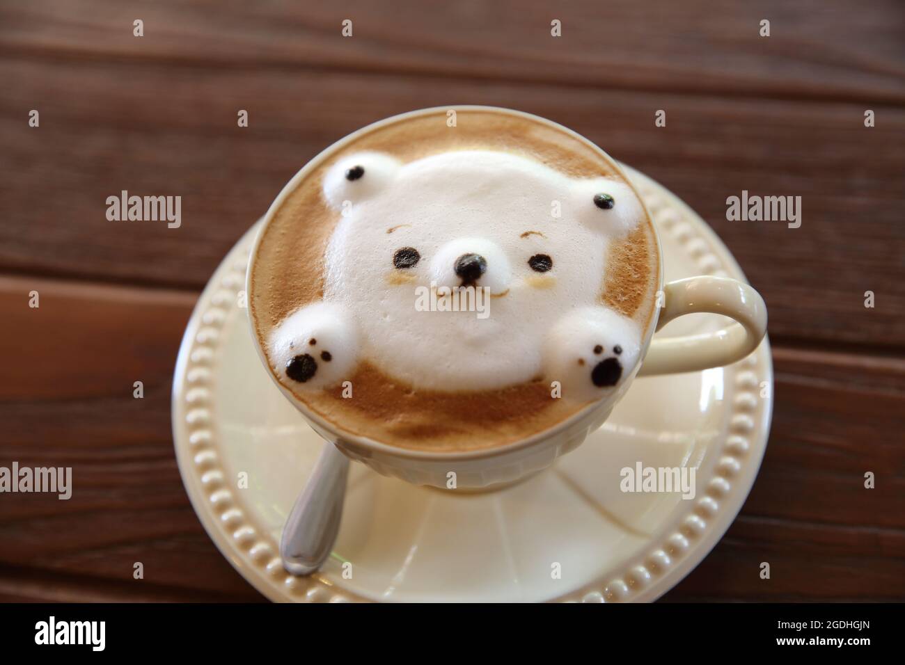 Bear latte art hi-res stock photography and images - Alamy