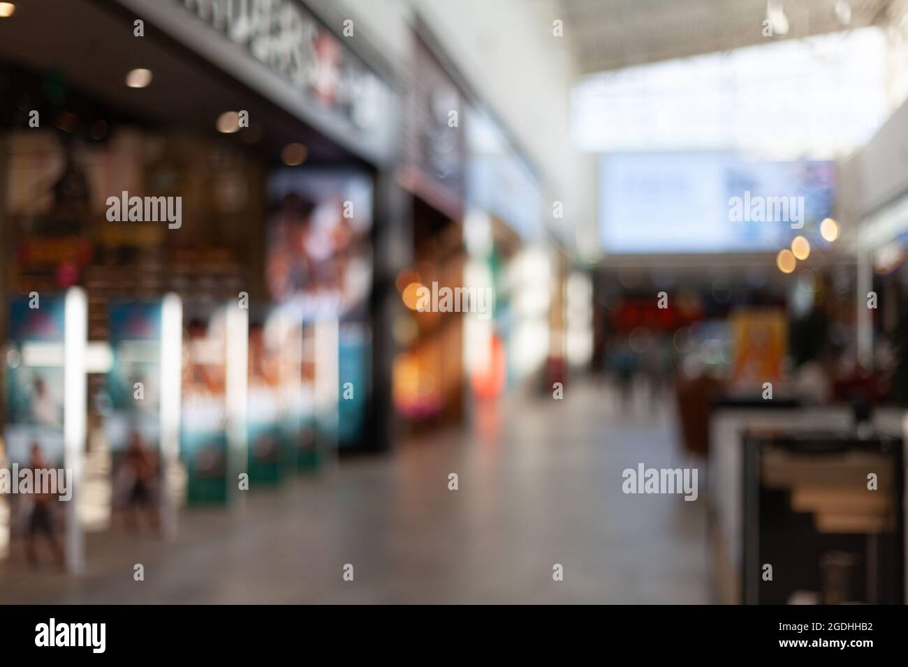 Blurred store hi-res stock photography and images - Alamy