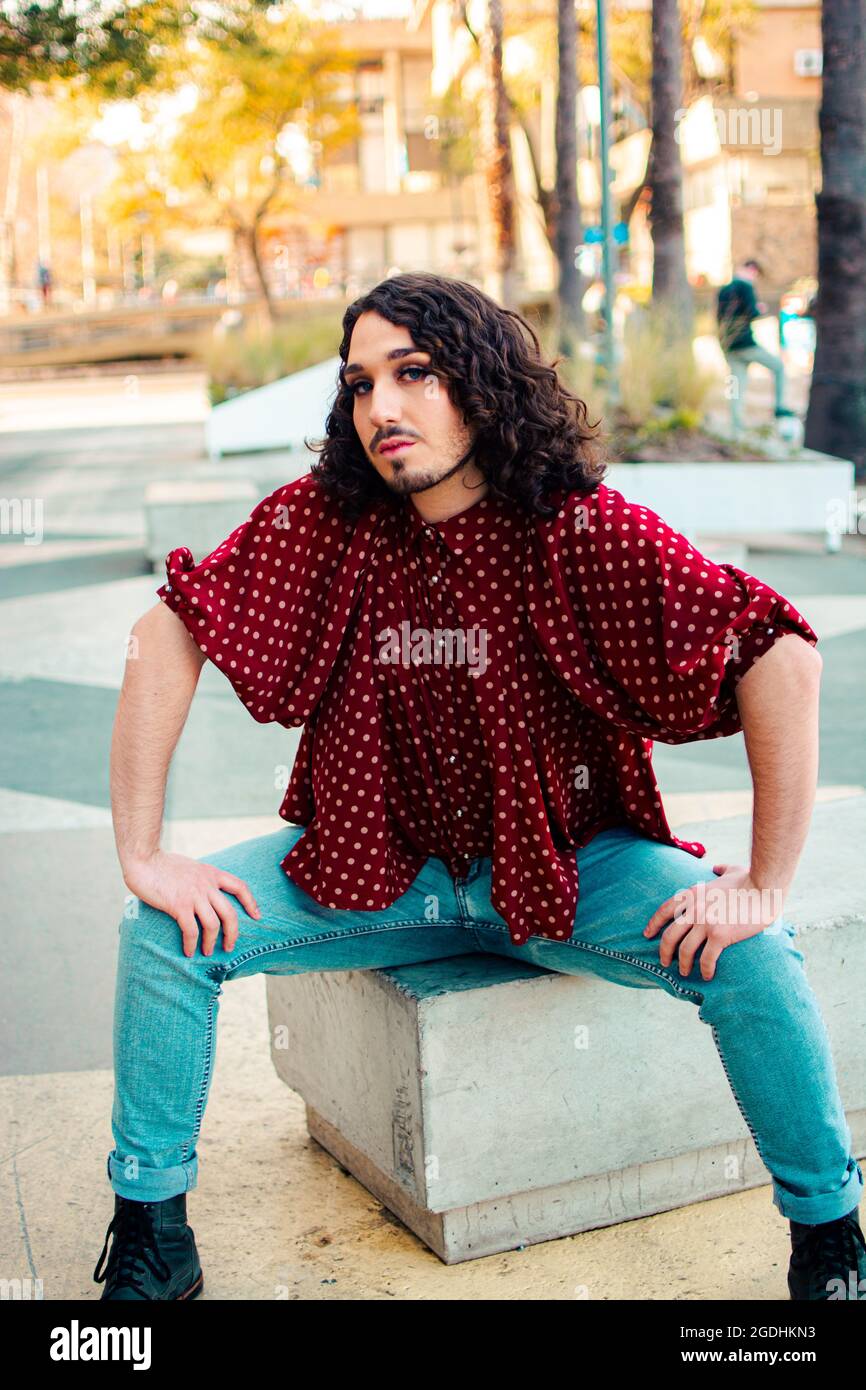 Hispanic model from Argentina posing in the street Stock Photo - Alamy