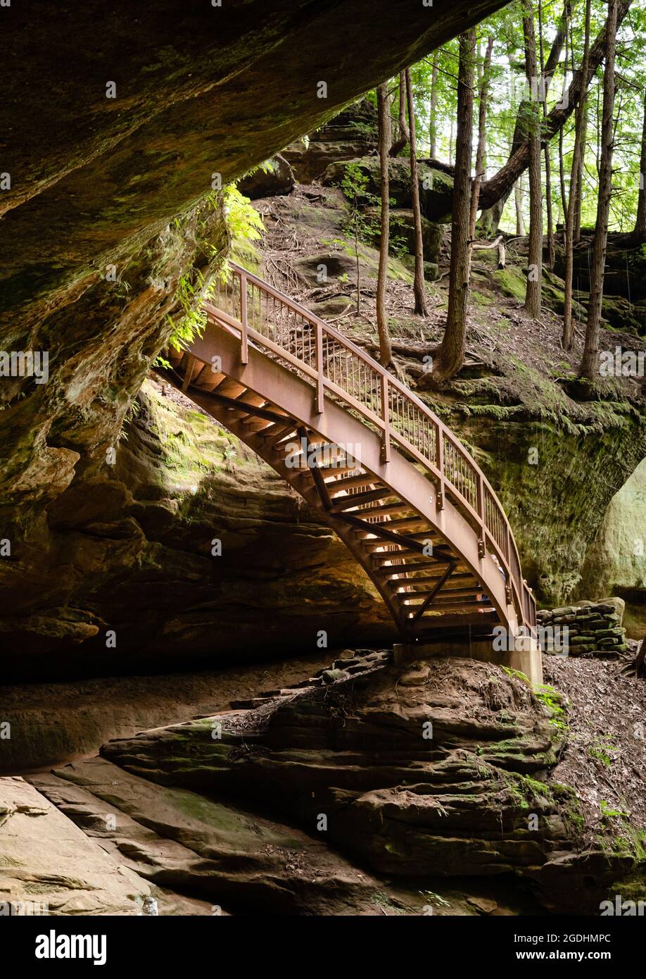 Hiking hocking hills hi-res stock photography and images - Alamy