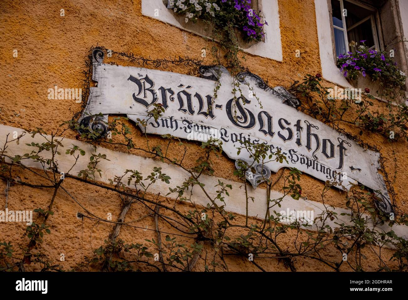 Traditional restaurant in Hallstatt - HALLSTATT, AUSTRIA, EUROPE - JULY ...