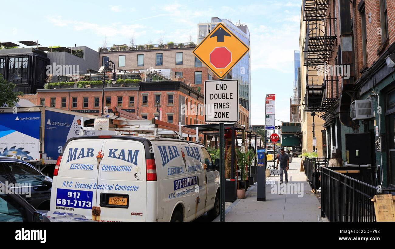 New York, NY, USA - Aug 13, 2021: Sign indicating double fine zone ends ...