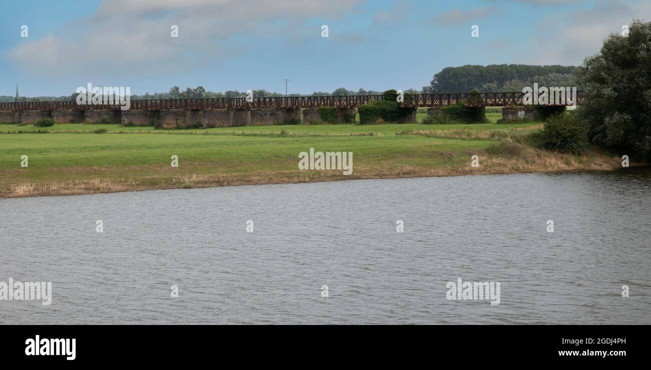 old steel railway bridge Stock Photo - Alamy