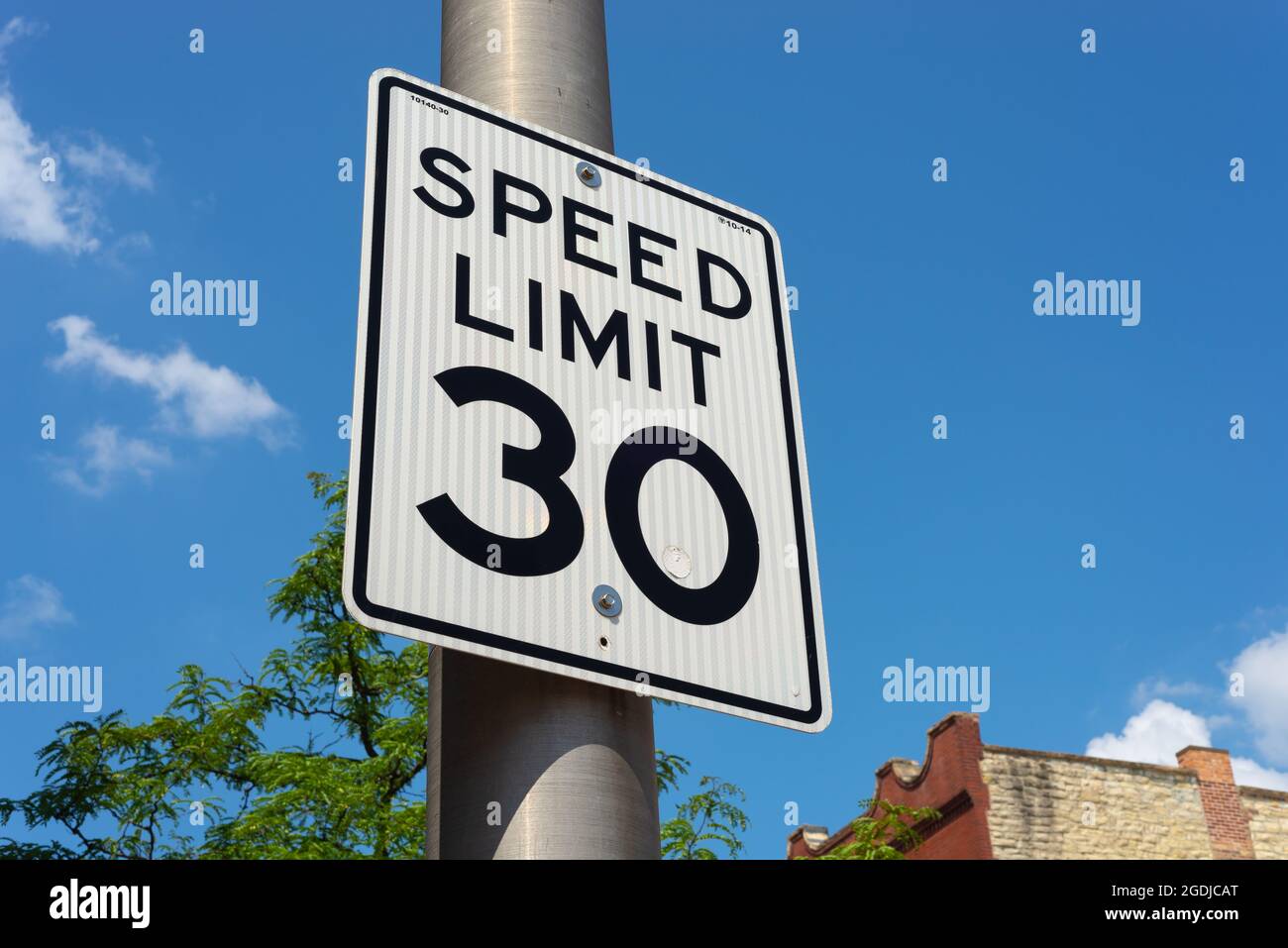 30 Mile Per Hour Speed Limit High Resolution Stock Photography and ...