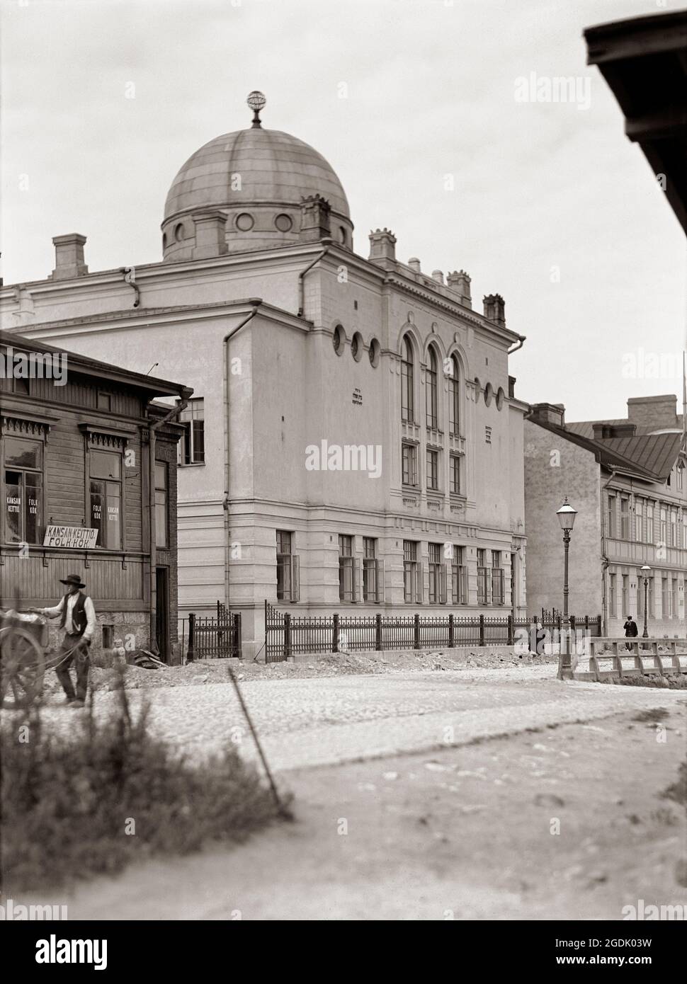 Local, Scandanavian, turn of the century architecture in Helsinki ...
