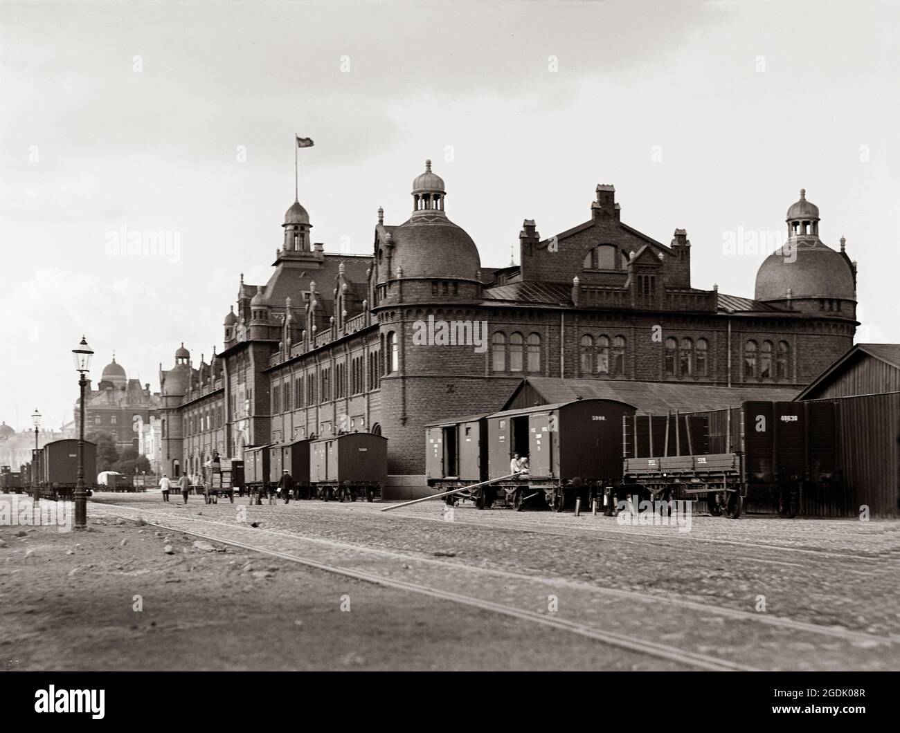 Local, Scandanavian, turn of the century architecture in Helsinki ...