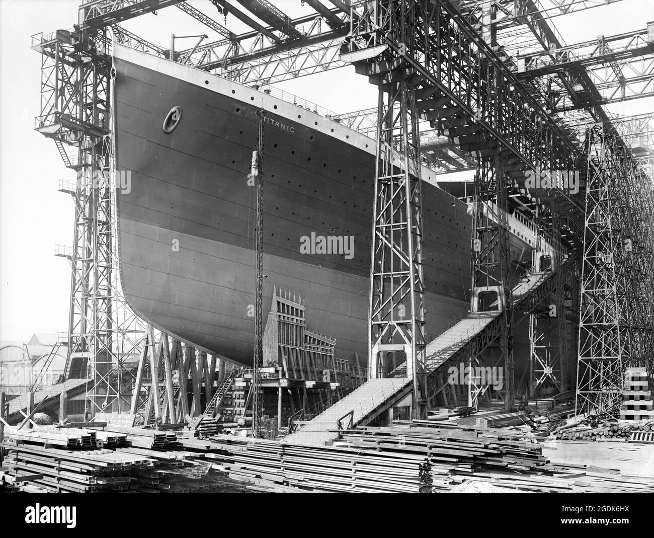 The Titanic under construction at Harland & Wolff on Queen's Island ...