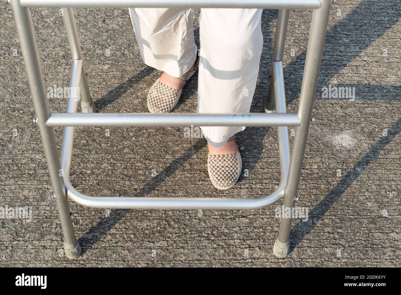 Cross road elder hi-res stock photography and images - Alamy