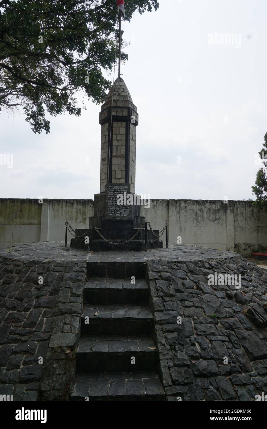 Tugu pensil hi-res stock photography and images - Alamy