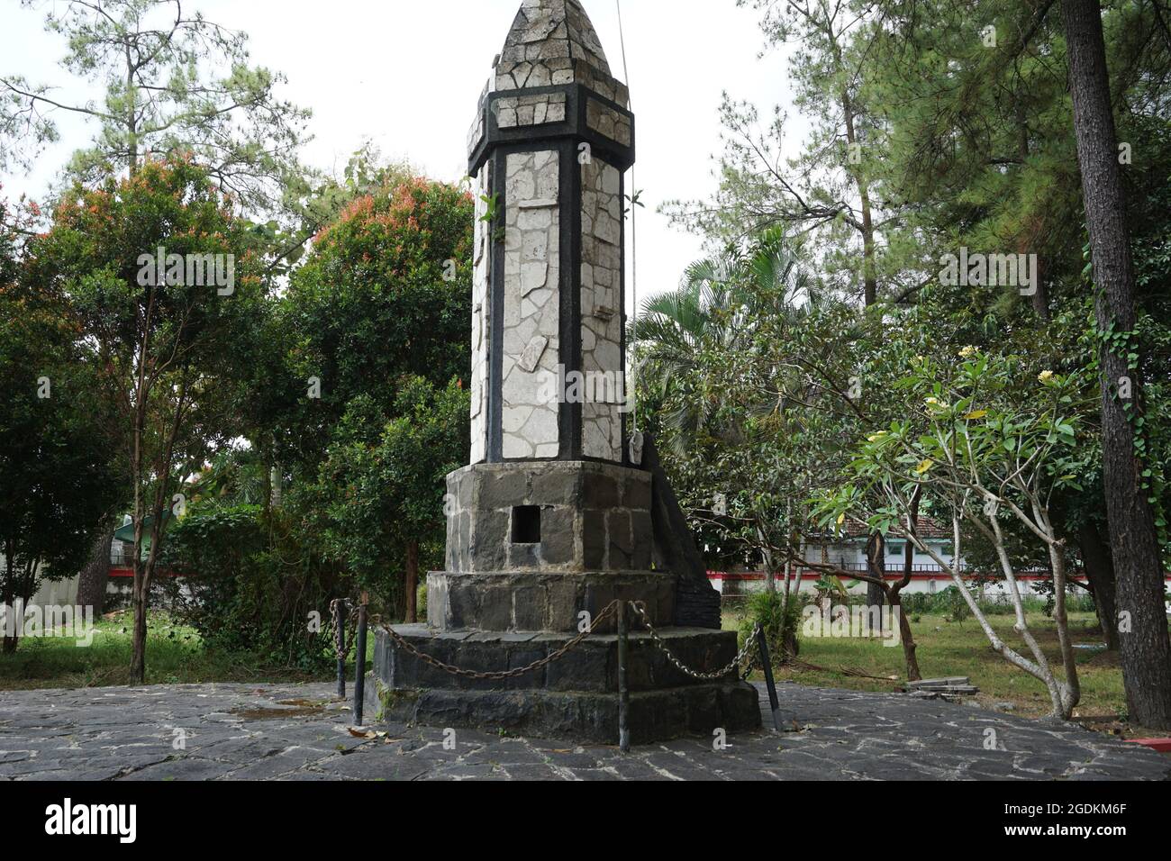 Tugu potlot hi-res stock photography and images - Alamy