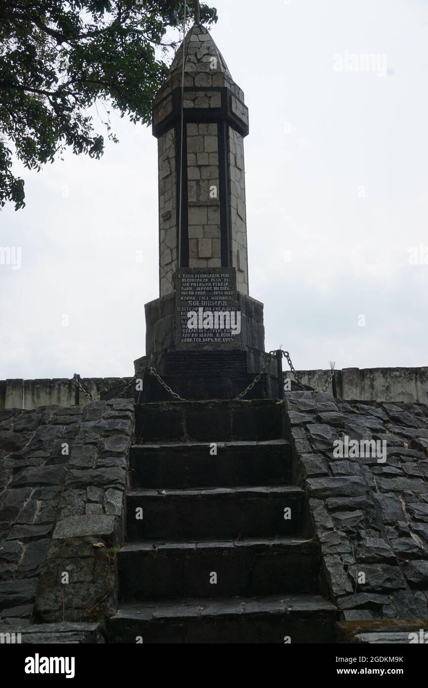 Tugu potlot hi-res stock photography and images - Alamy