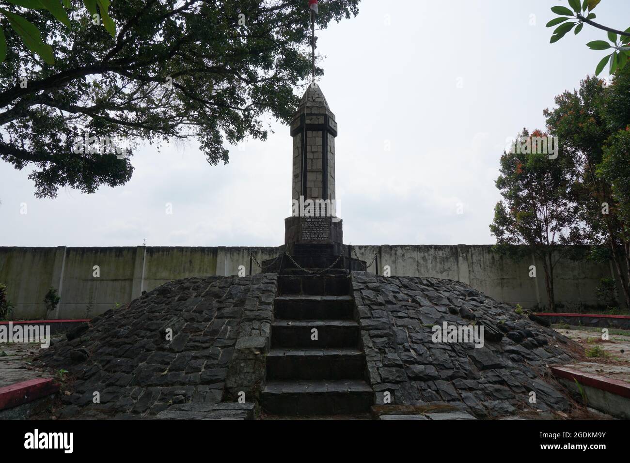 Potlot Monument (Pencil Monument). called the Potlot Monument because ...