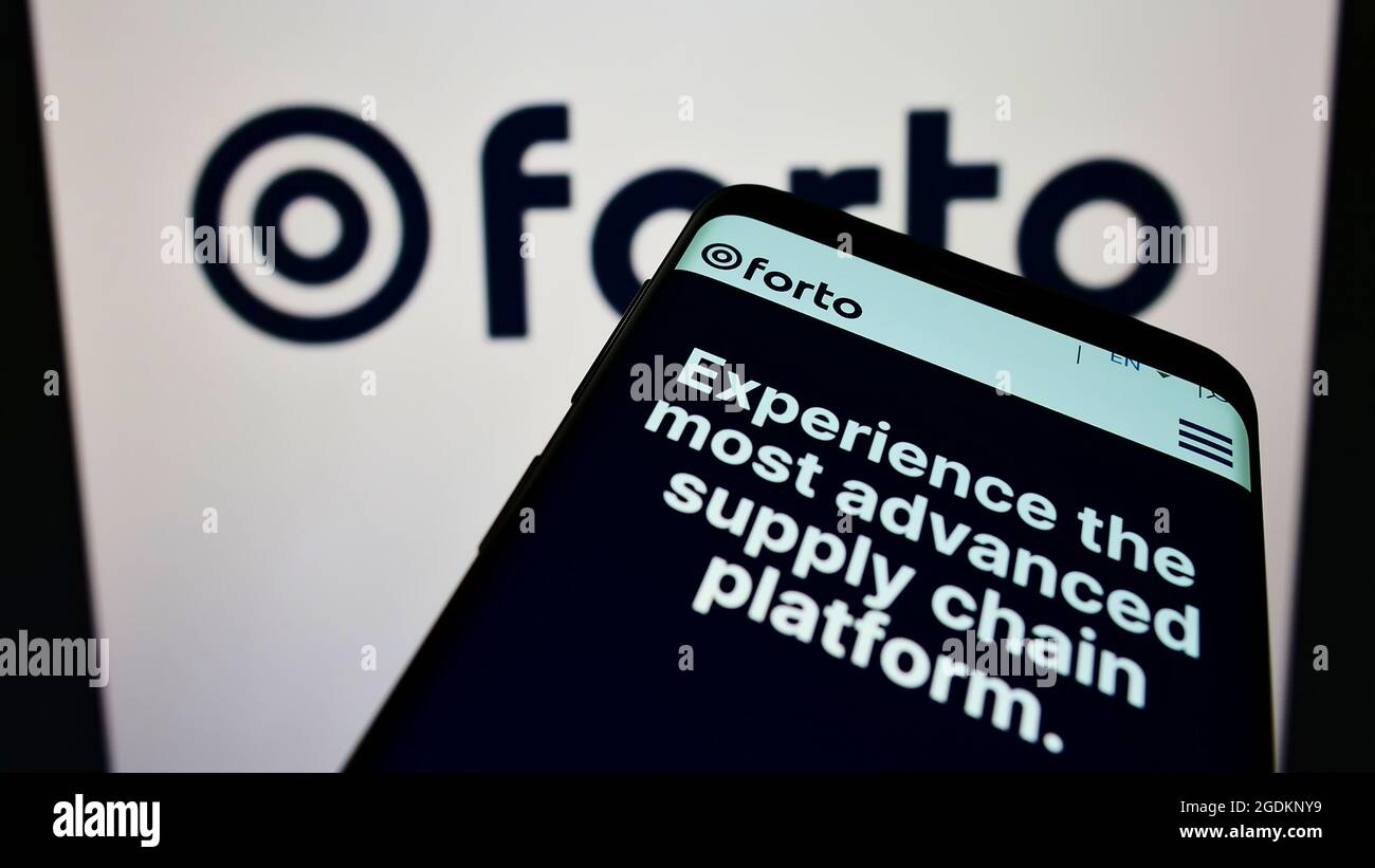 Mobile phone with webpage of German logistics company Forto GmbH on ...
