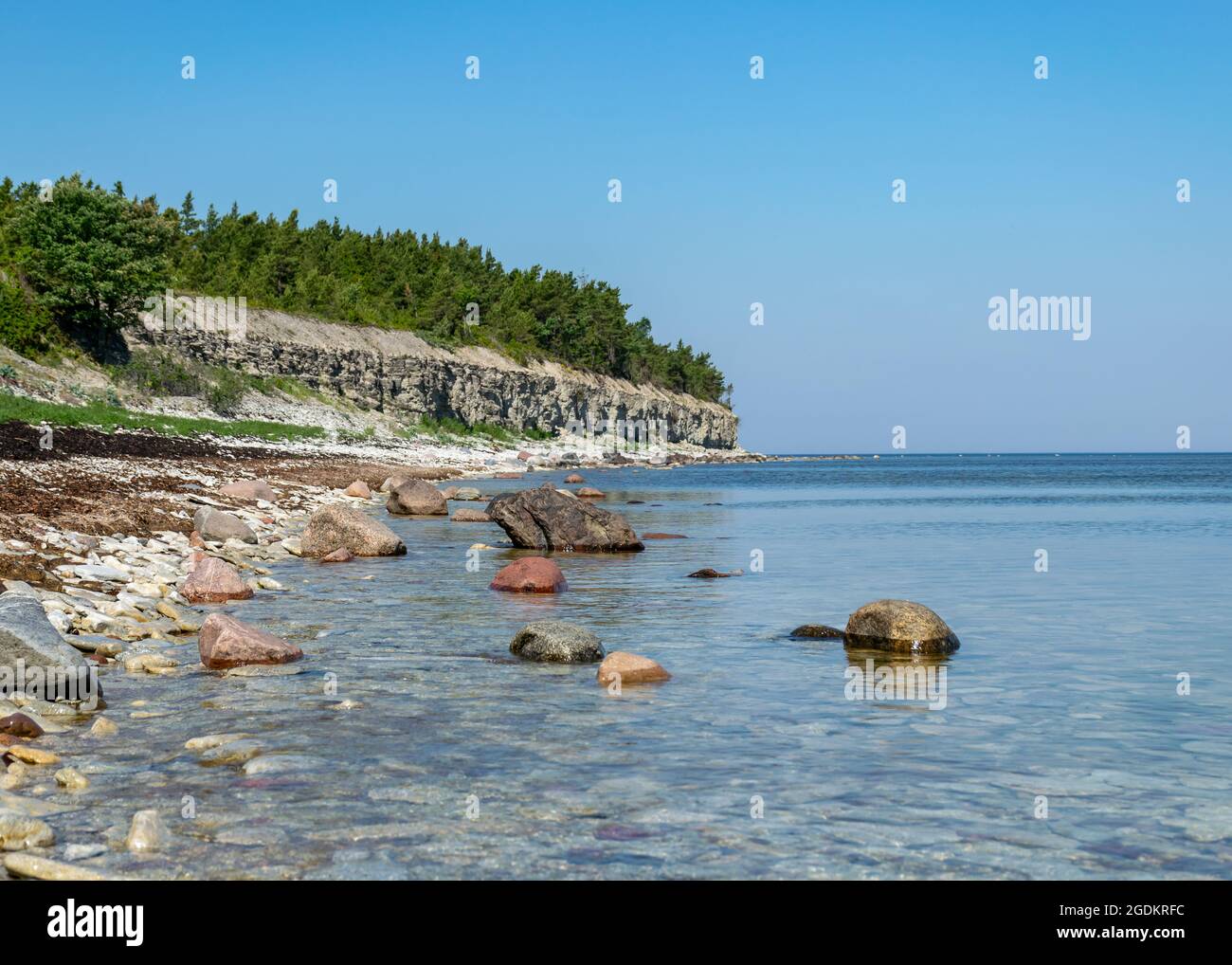 White dolomite cliffs hi-res stock photography and images - Alamy