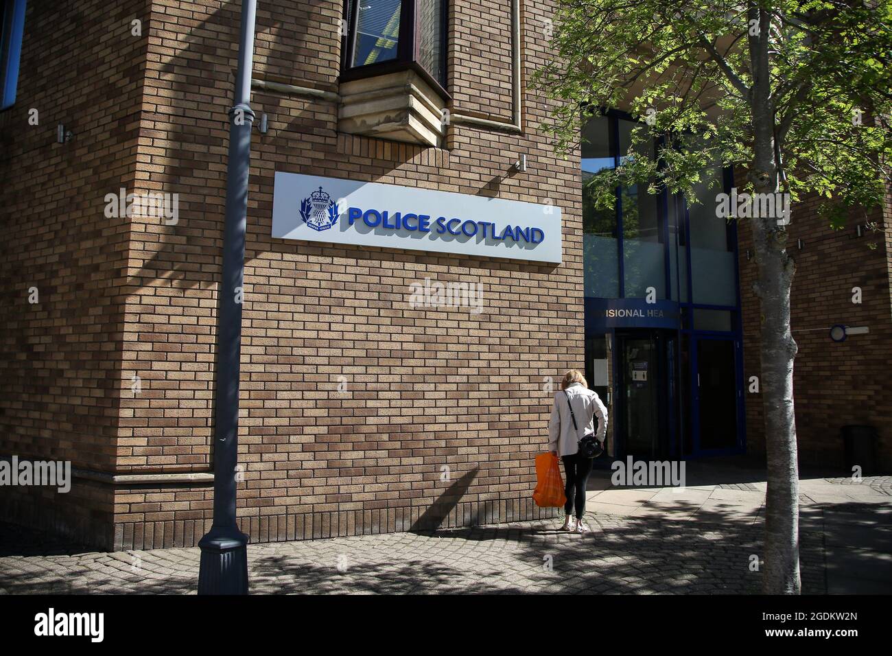 Edinburgh police station hi-res stock photography and images - Alamy