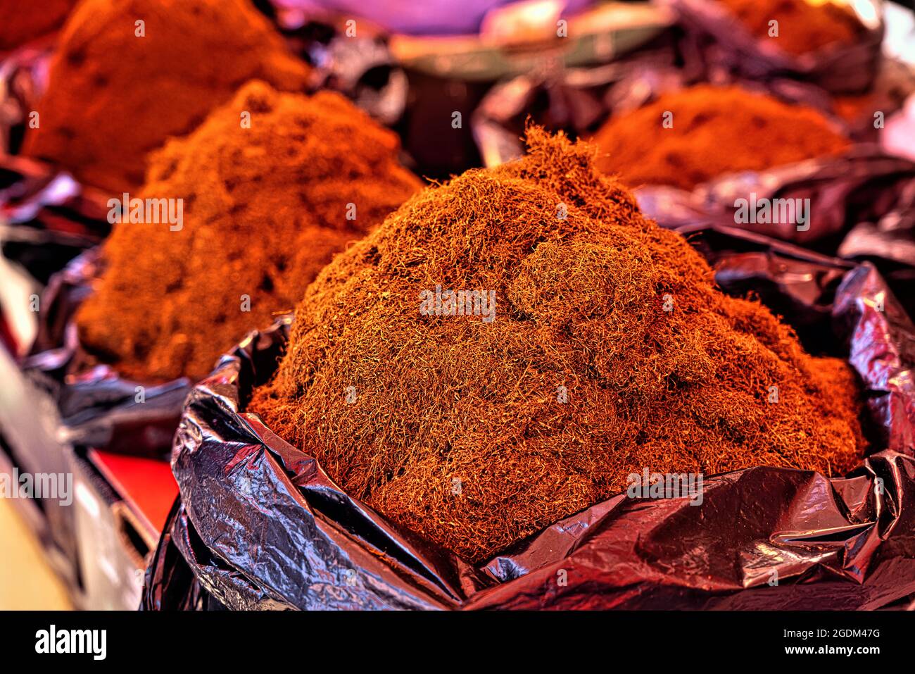 tobacco on the counter in the market Stock Photo - Alamy