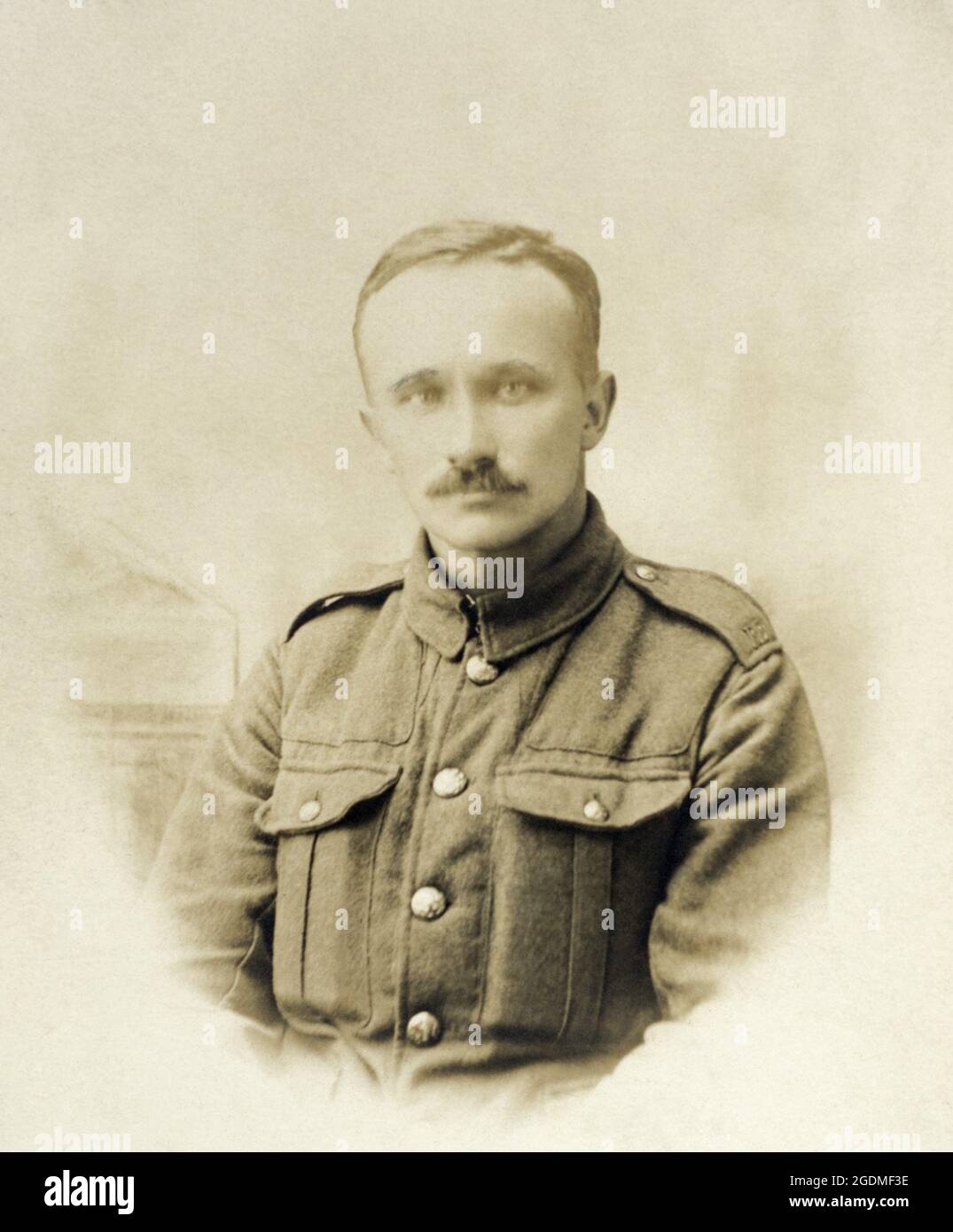 Portrait of soldier from first world war hi-res stock photography and ...