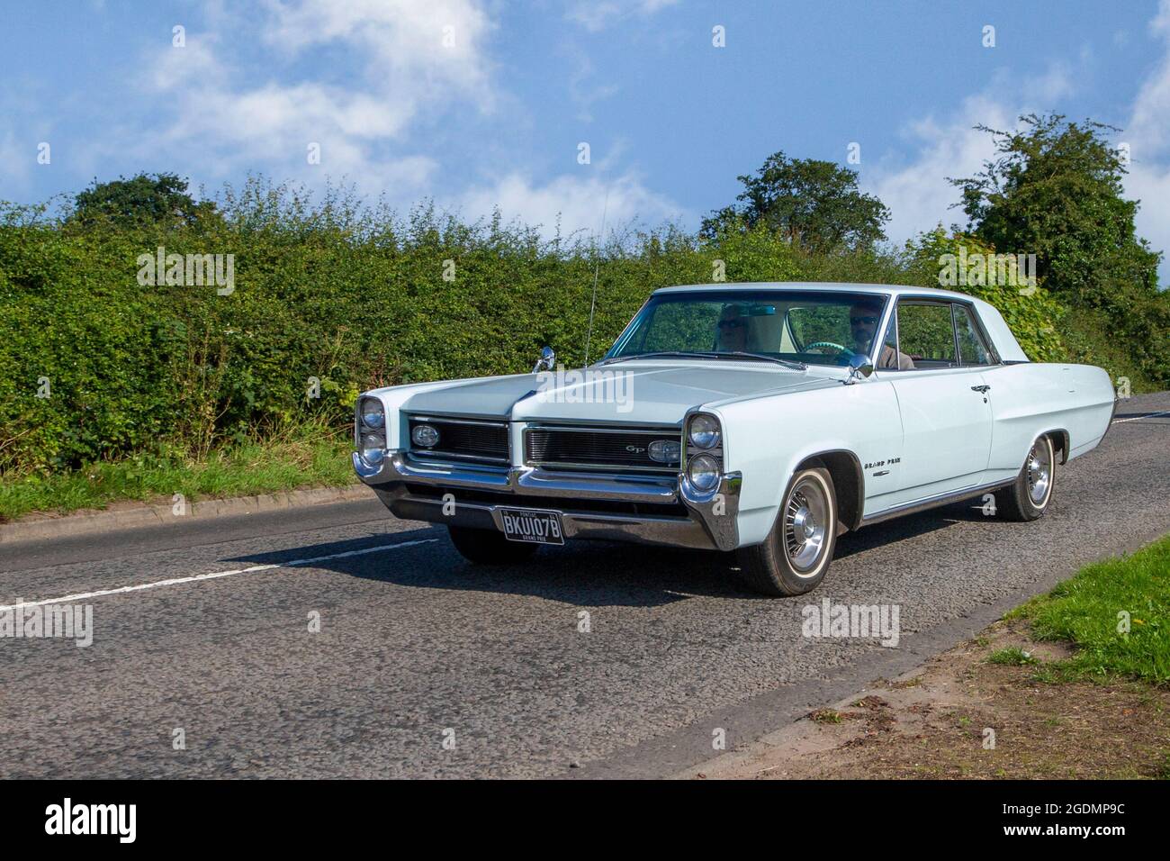 1964 60s American Pontiac Grand Prix GTO 6400cc petrol pony car en ...