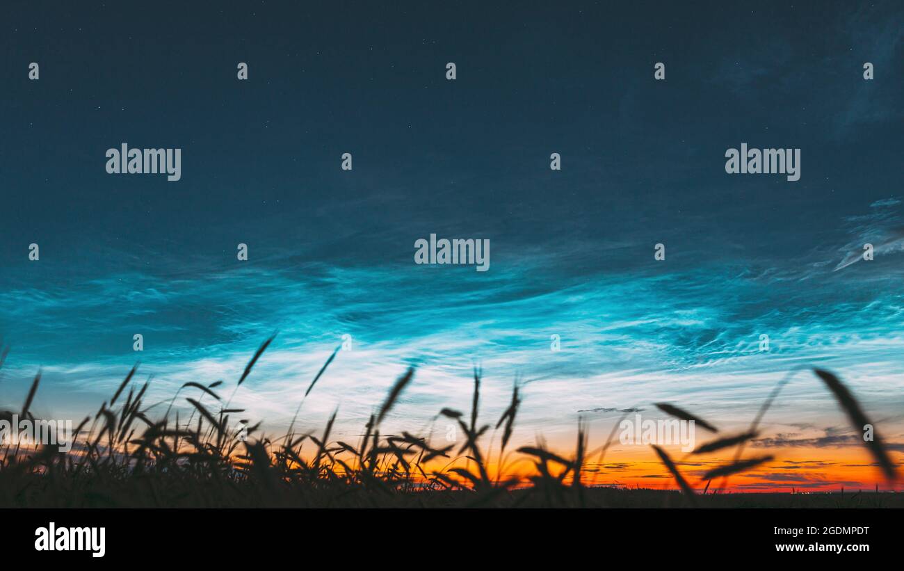 4k time lapse clouds stars hi-res stock photography and images - Alamy