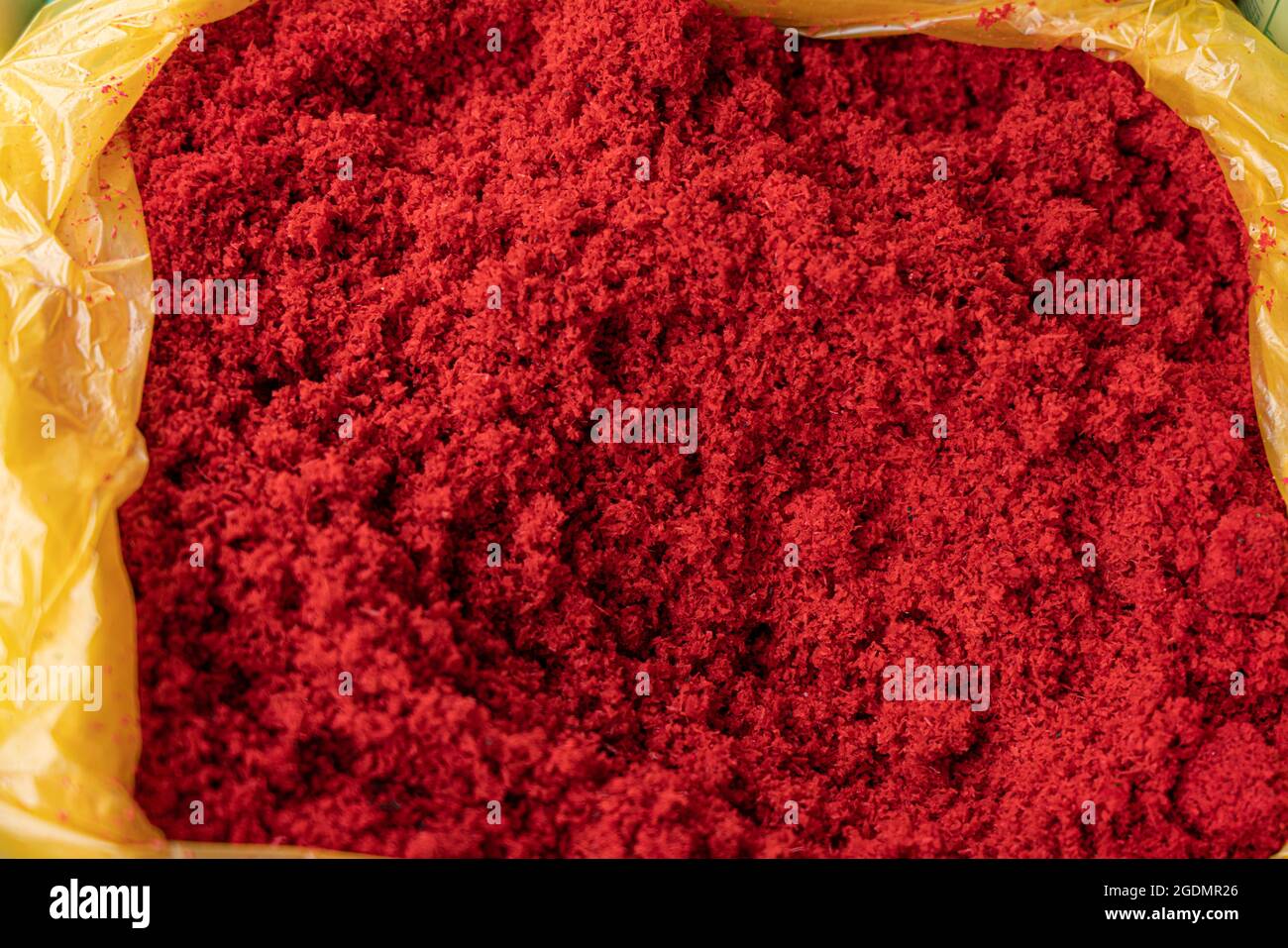 Dyeing eggs hi-res stock photography and images - Alamy