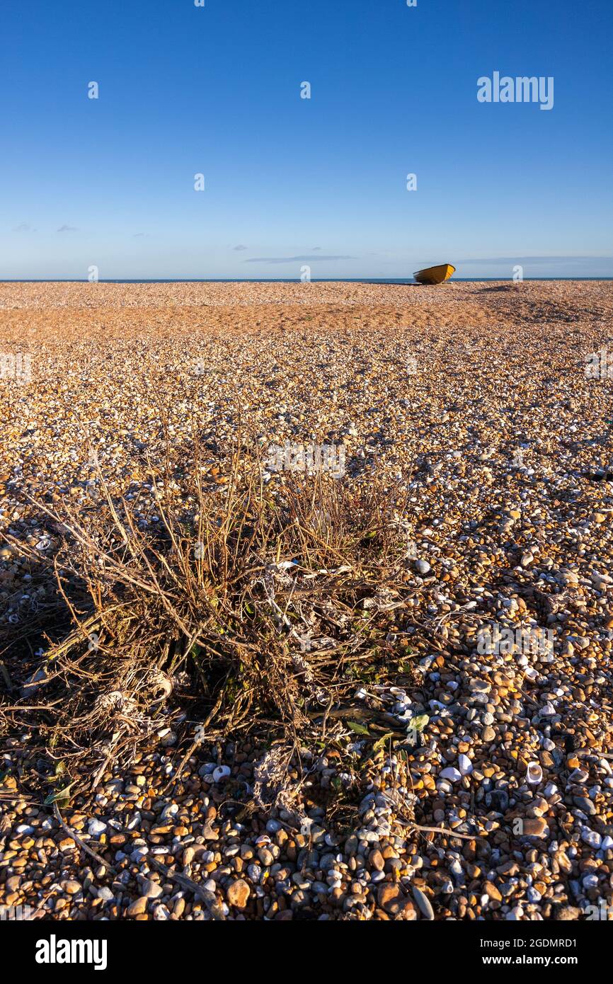 Beached rowing boat hi-res stock photography and images - Alamy