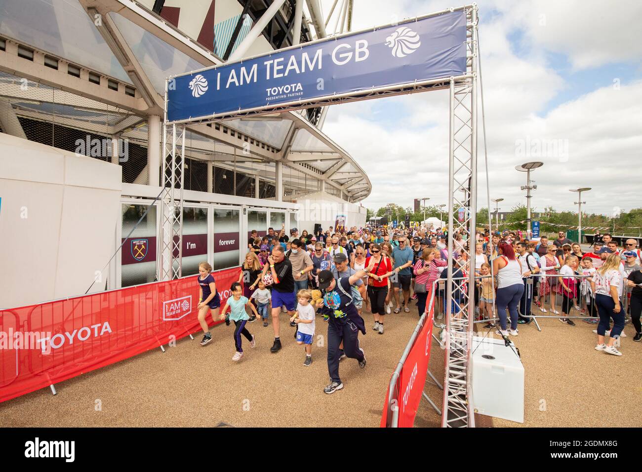 People rush off the start line of the lap of honour during the I Am ...