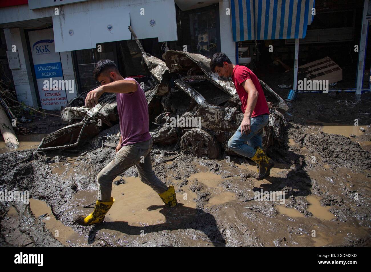 Kastamonu, Turkey. 14th Aug, 2021. Deadly flash floods aftermath in ...