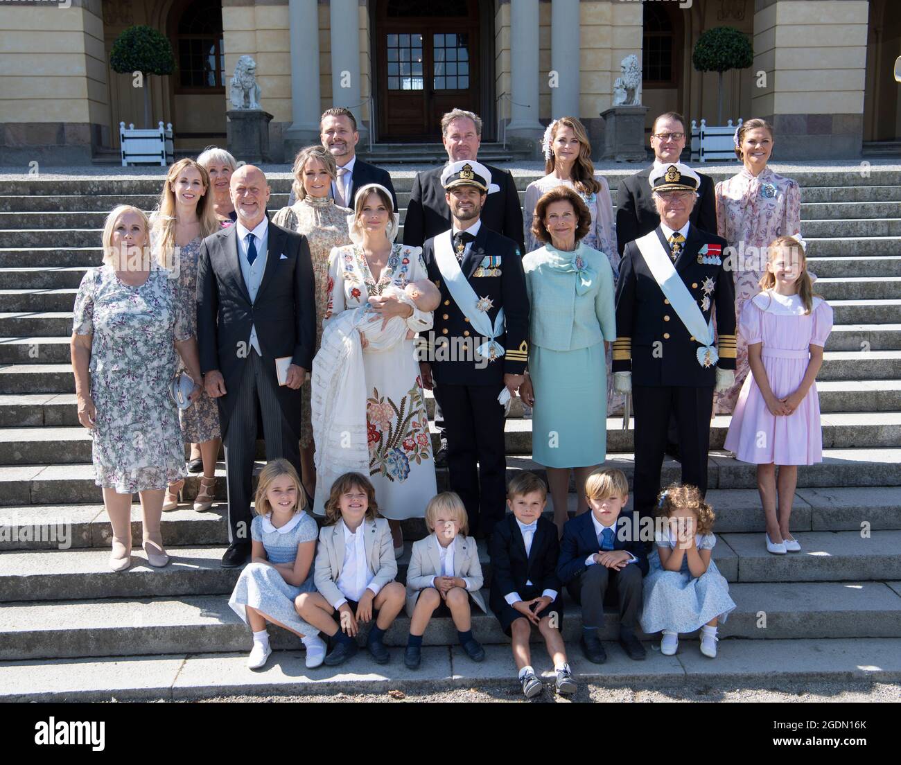 Sara hellqvist hi-res stock photography and images - Alamy