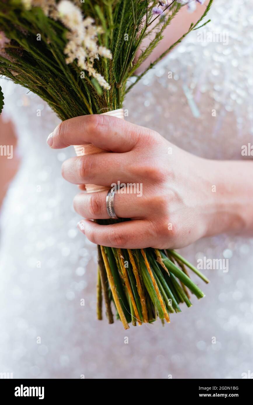 Hand hanging hi-res stock photography and images - Alamy