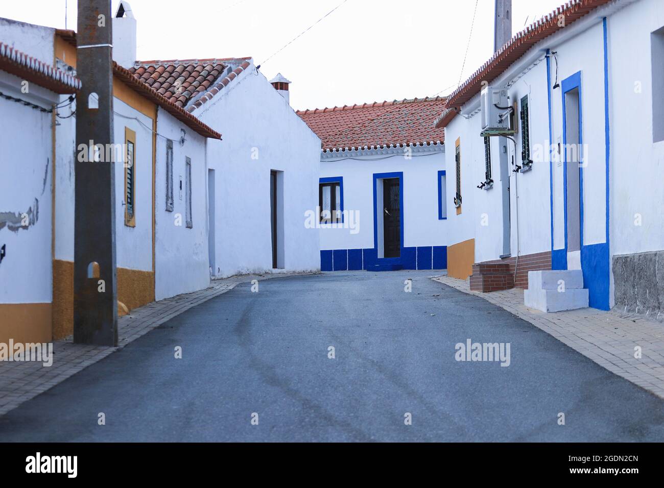 Typical alentejo house hi-res stock photography and images - Alamy