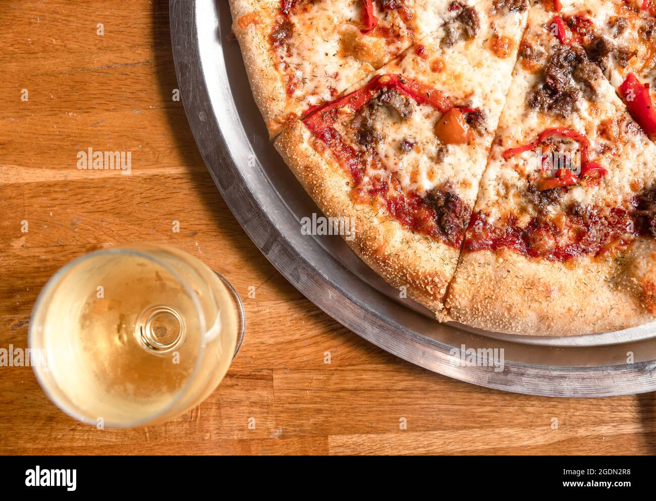 Wine glass top down hi-res stock photography and images - Alamy