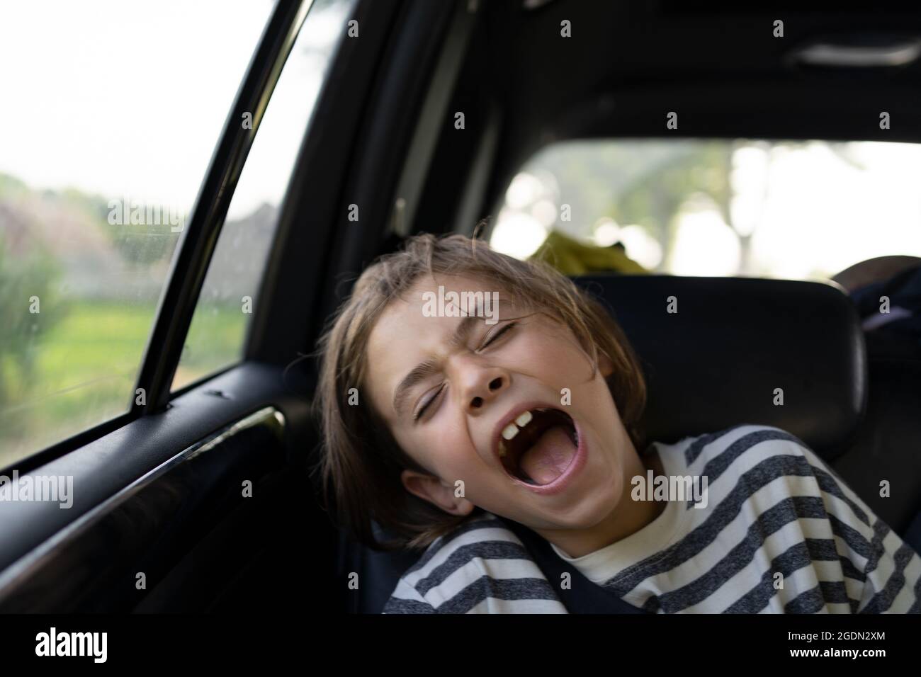 Kids in car free day hi-res stock photography and images - Alamy