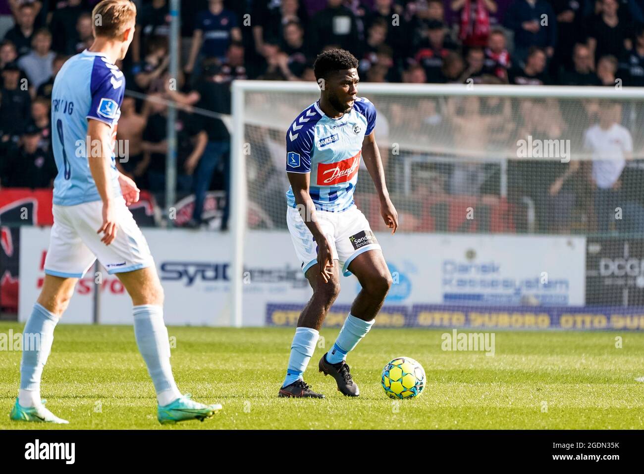 Ekani hi-res stock photography and images - Alamy