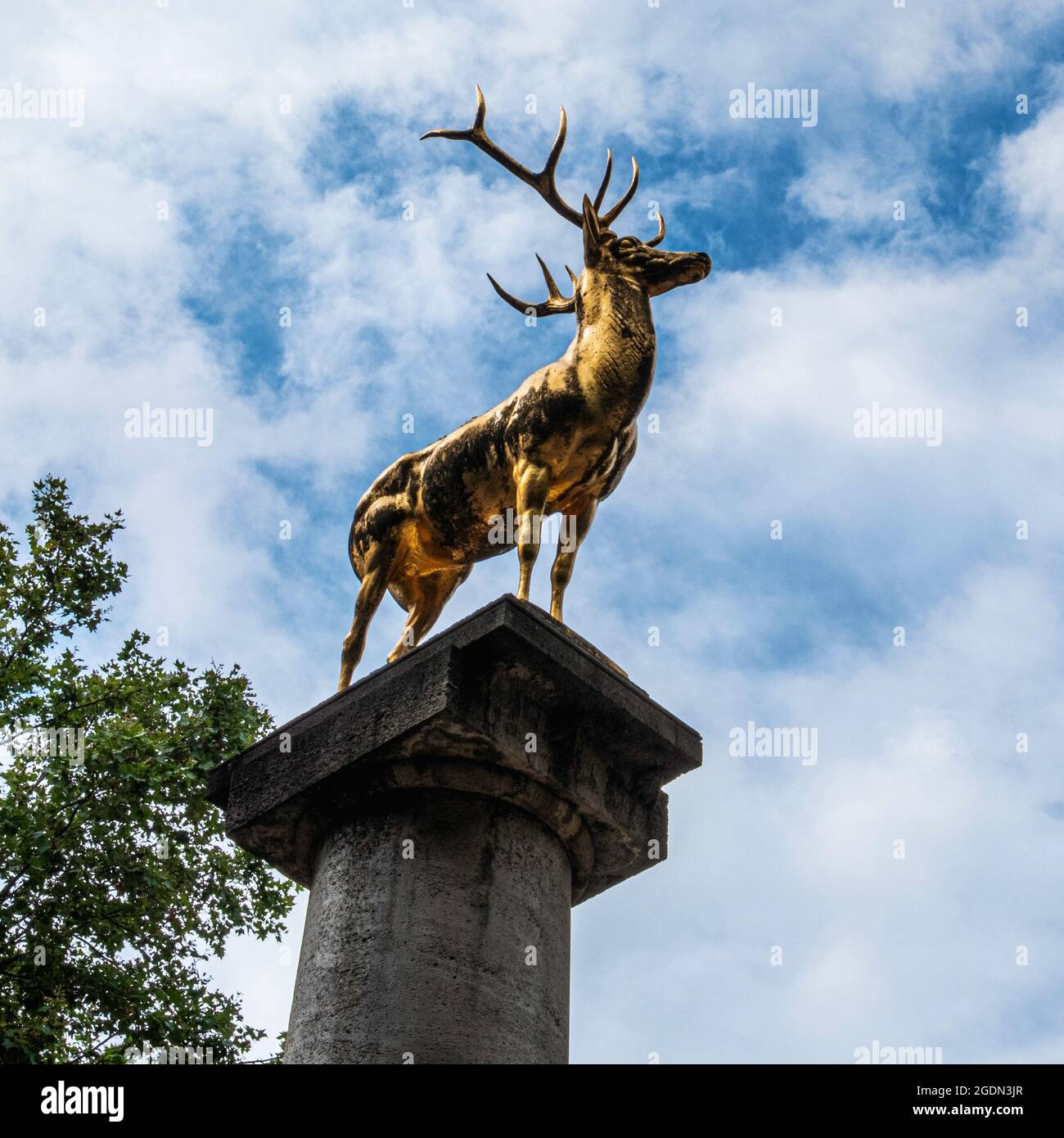 Golden stag, 8.8 metre column heraldic animal of Schöneberg, sculptor ...