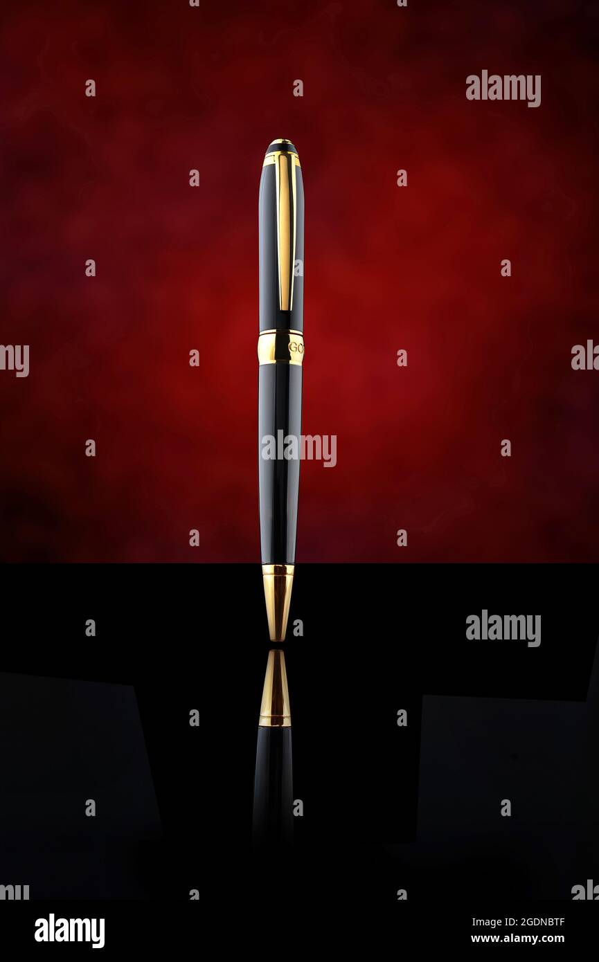 Pen and Shirt Coupling Button Stock Photo - Alamy