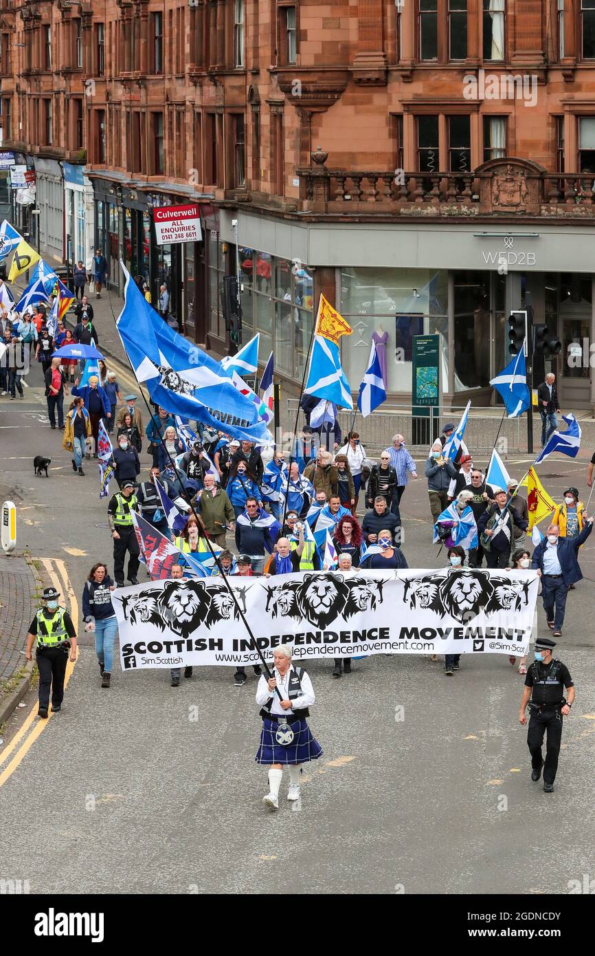 Glasgow, UK. 14th Aug, 2021. Several hundred "Scottish Independent ...