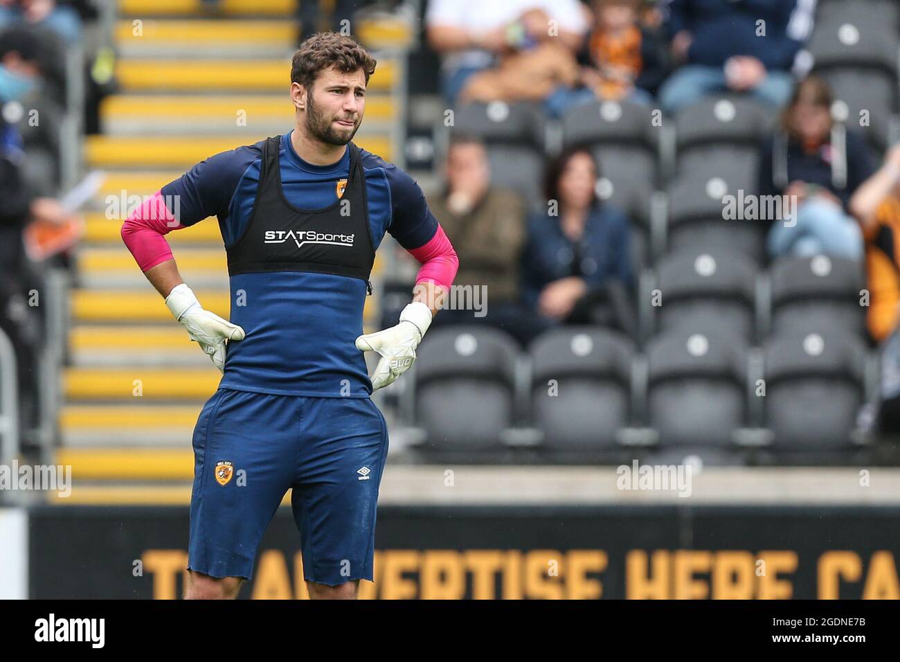 Nathan Baxter #13 of Hull City during the pre-game warmup Stock Photo ...