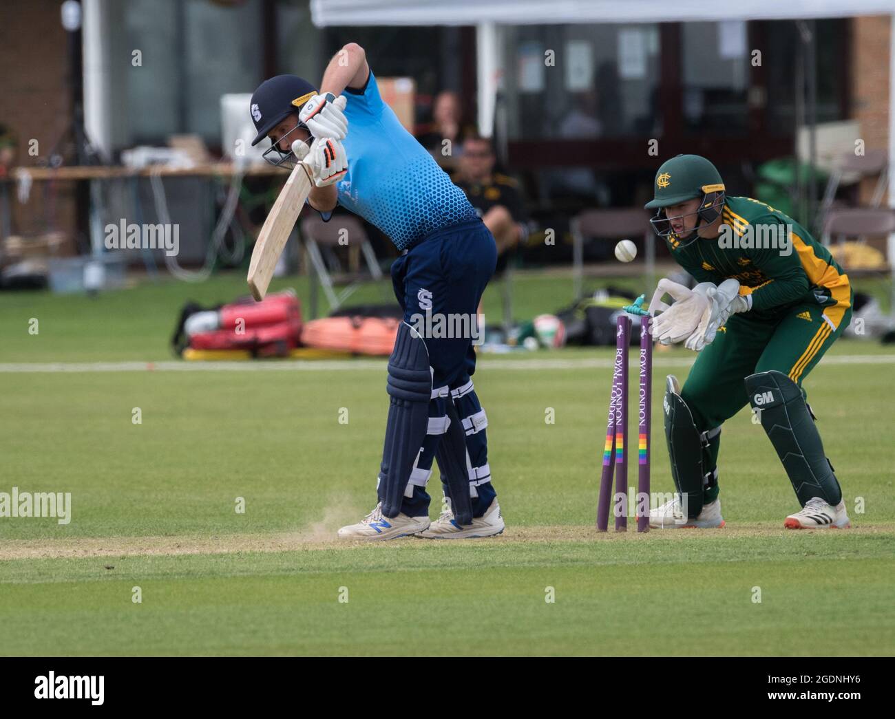 Group B Nottinghamshire Outlaws take on Northamptonshire Steelbacks at ...