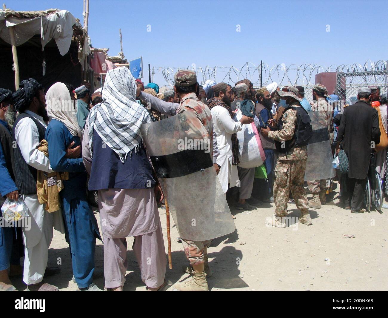 Chaman Refugees High Resolution Stock Photography and Images - Alamy
