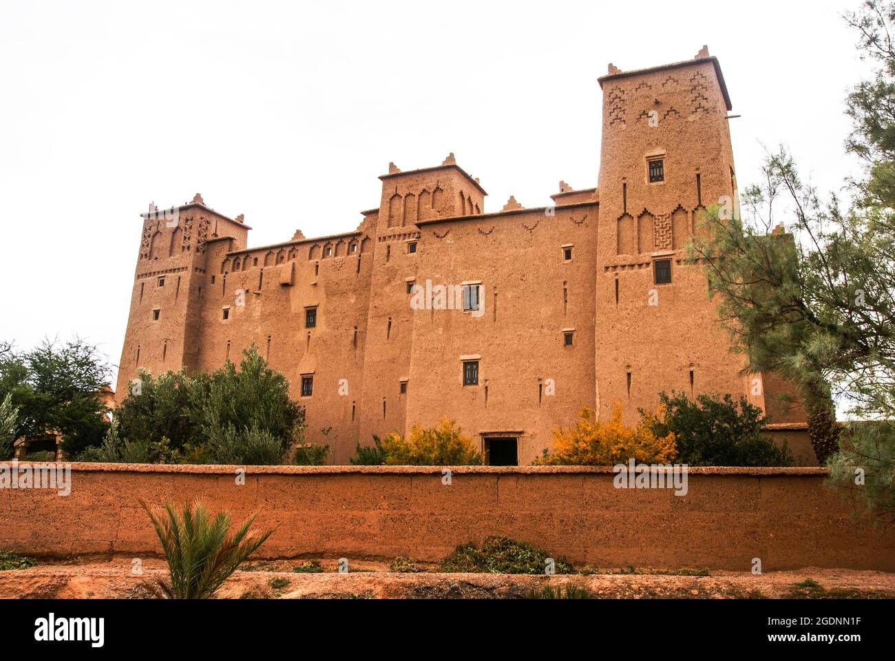 Traditional pise house hi-res stock photography and images - Alamy