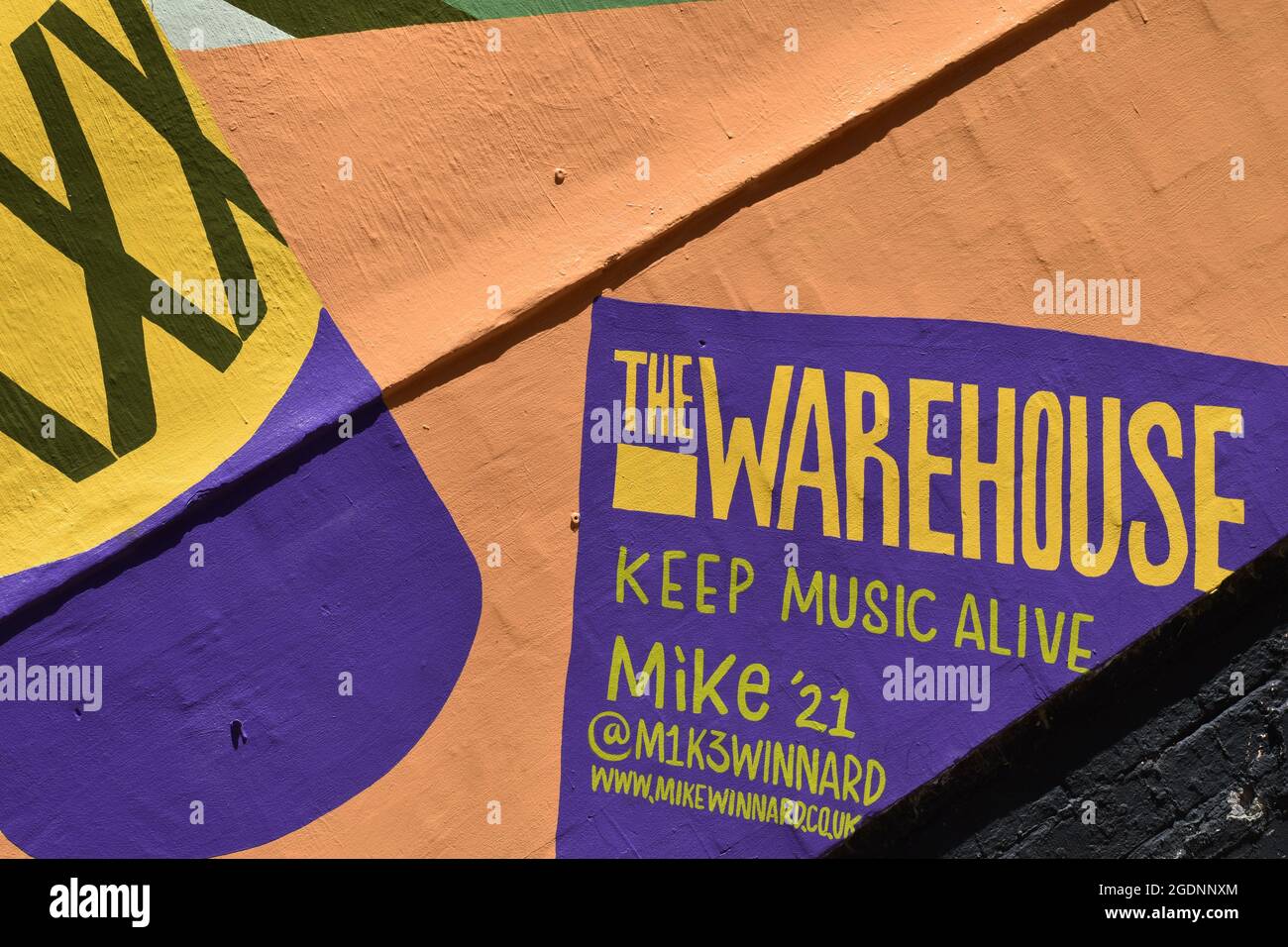 Graffiti tagging street art hi-res stock photography and images - Alamy