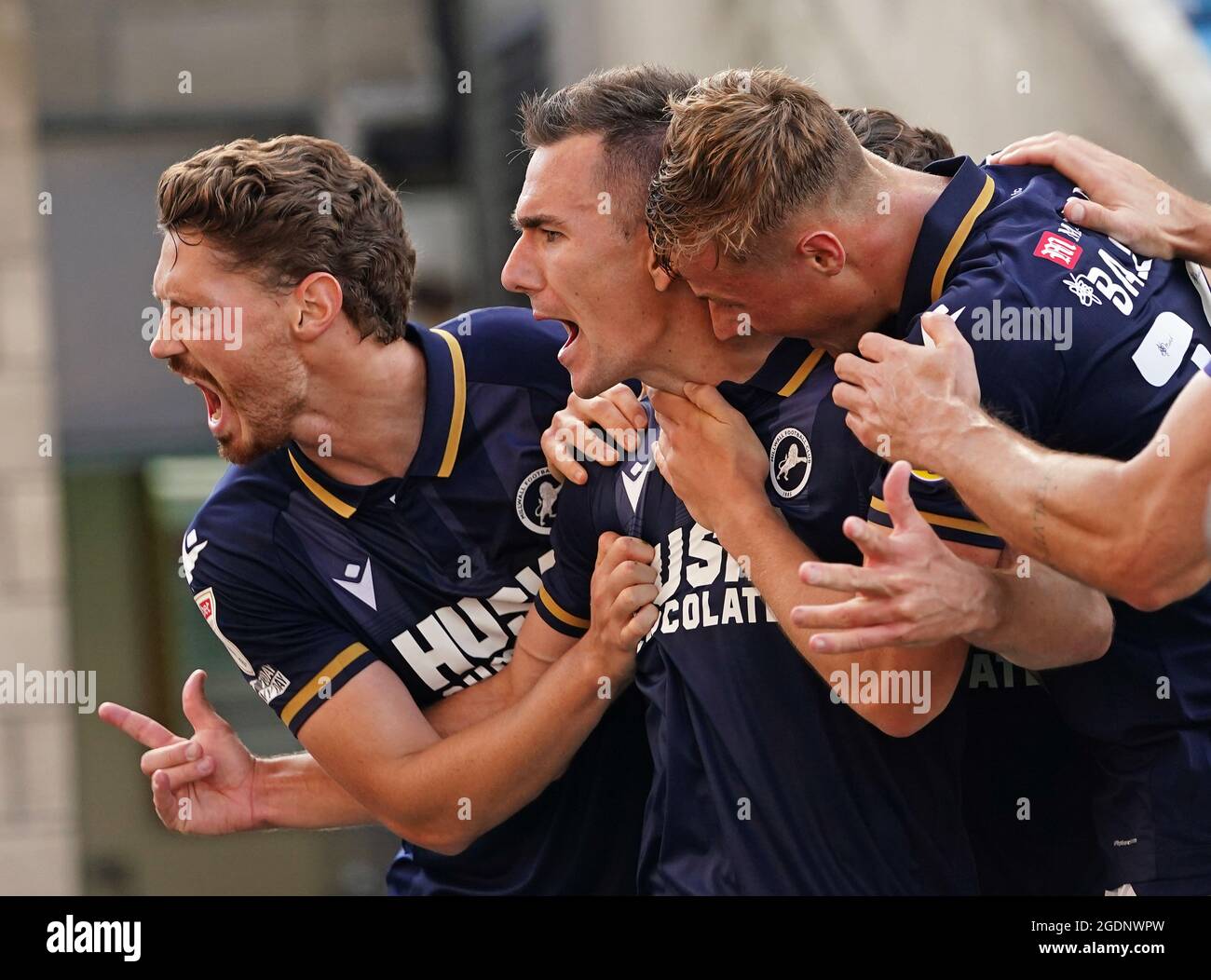 Millwall hi-res stock photography and images - Alamy