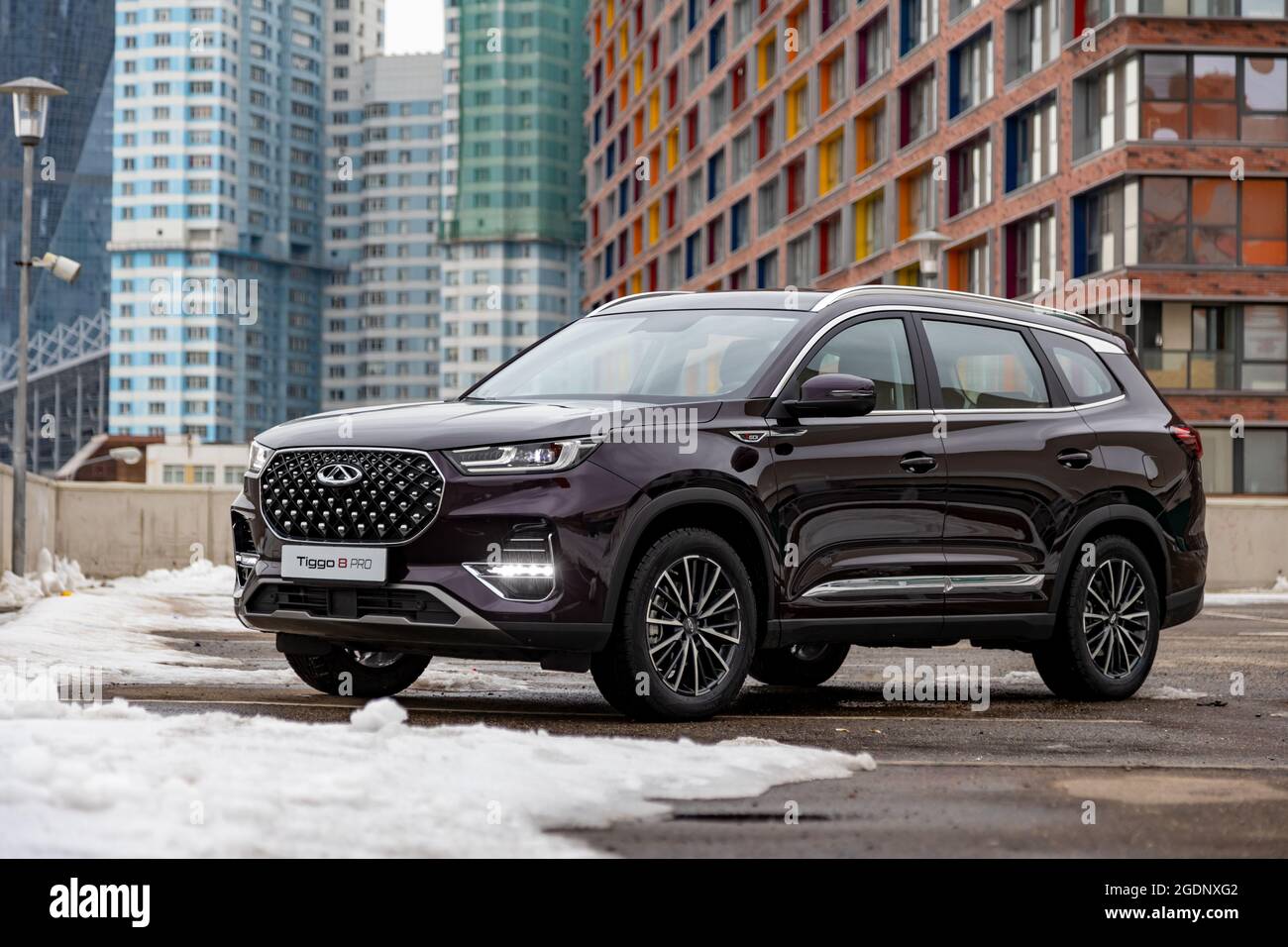 Large family car hi-res stock photography and images - Alamy