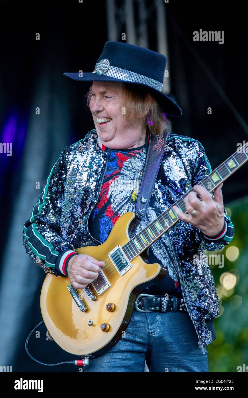 Dave hill slade 1970s hi-res stock photography and images - Alamy