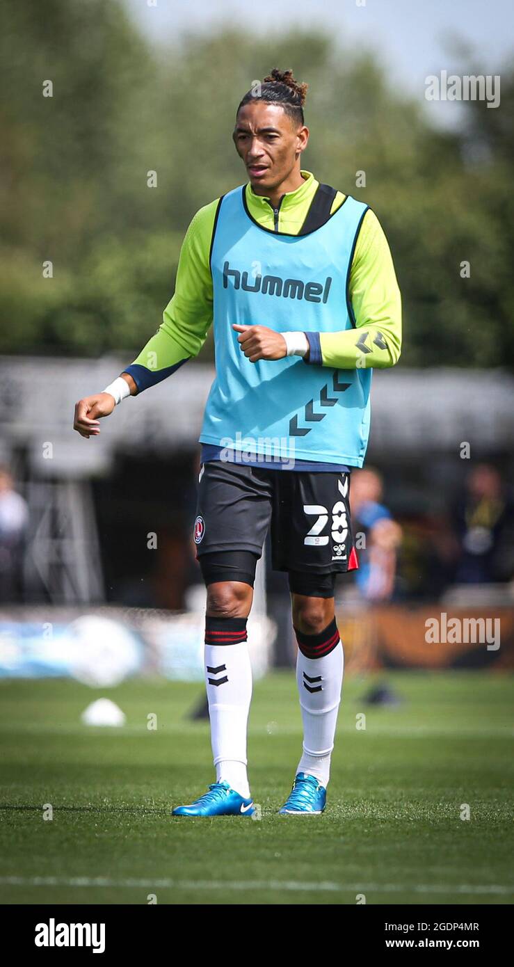Sean clare of oxford united hi-res stock photography and images - Alamy