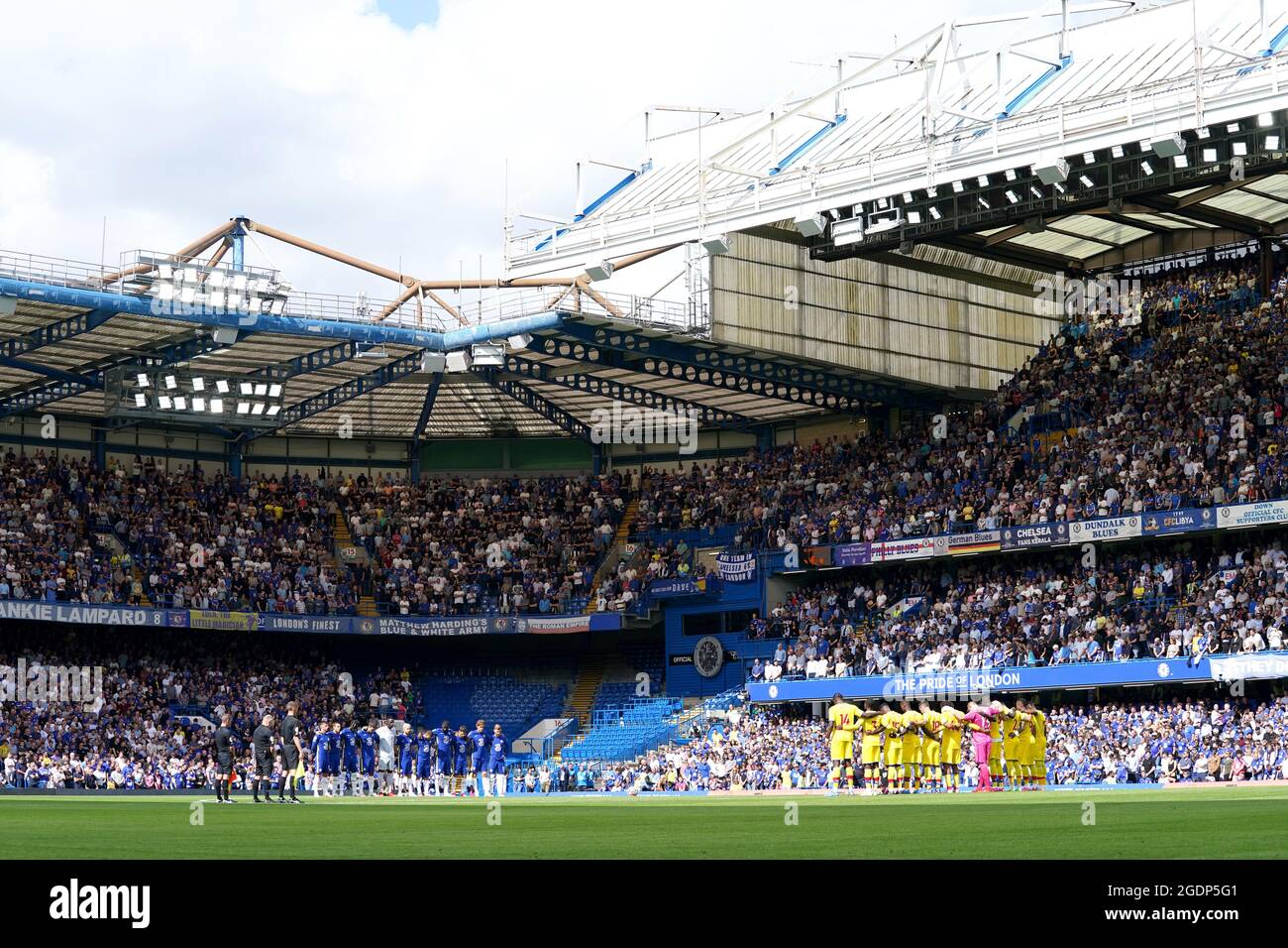 Players observe a minute's silence ahead of the Premier League match at ...